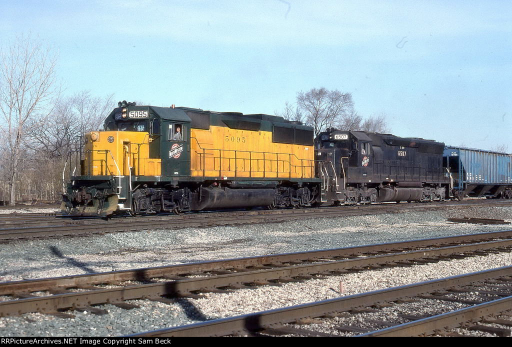 CNW 5095 and 6507